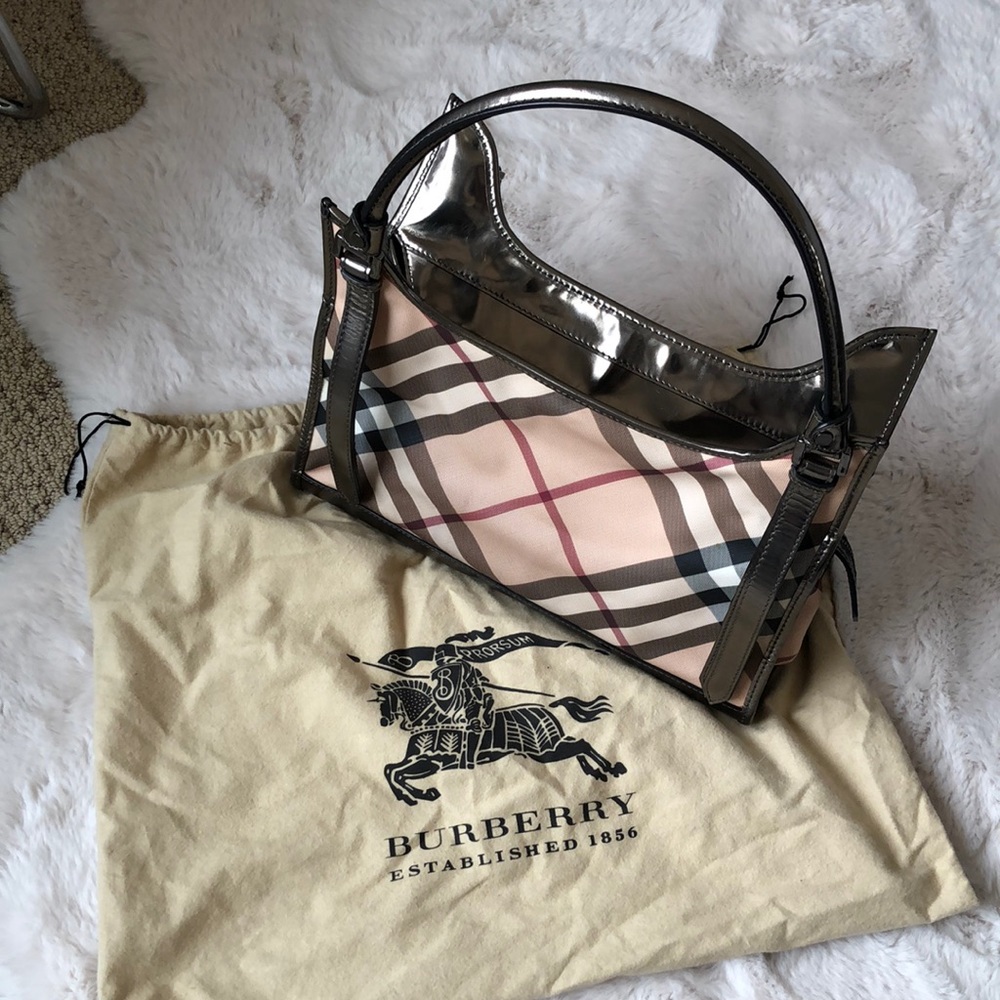 Authentic Burberry Handbag - Gem